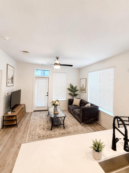 Uptown Luxurious 1br 1ba, Boa & Nascar - Northlake - Charlotte