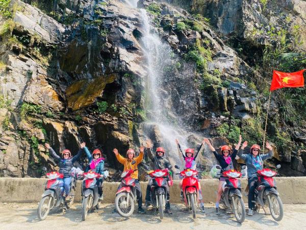 Downtown Hostel & Ha Giang Loop Tour Office - Hanoï