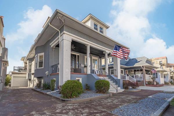 Speakeasy Hot Tub 1920s Family Beach Home - Atlantic City, NJ