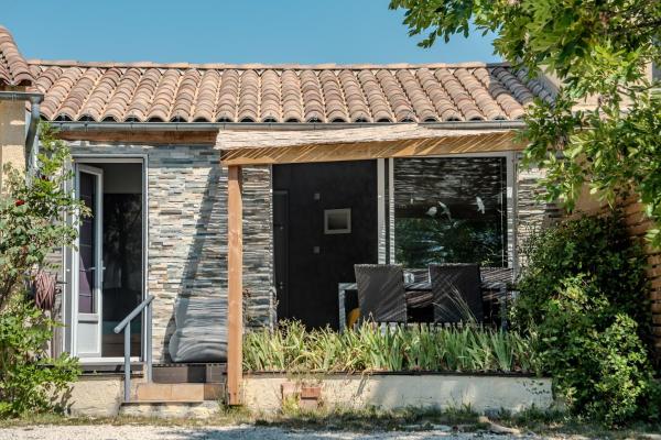 Appartement - Piscine Et Terrasse - Drôme