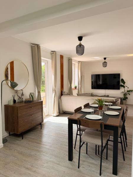 Chalet Premium à 15mn De Disneyland Et 5mn De Parrot World - Île-de-France