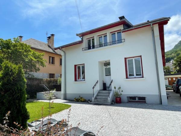 Homestay Bedroom, Shared Kitchen And Living Room - Argelès-Gazost
