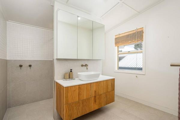 The Verandah - Designer Queenslander 200m To Beach - Redcliffe