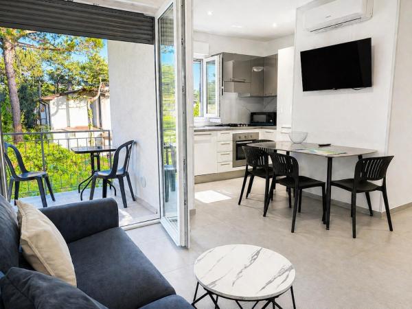 Modern Apartment With Parking - Lignano Riviera