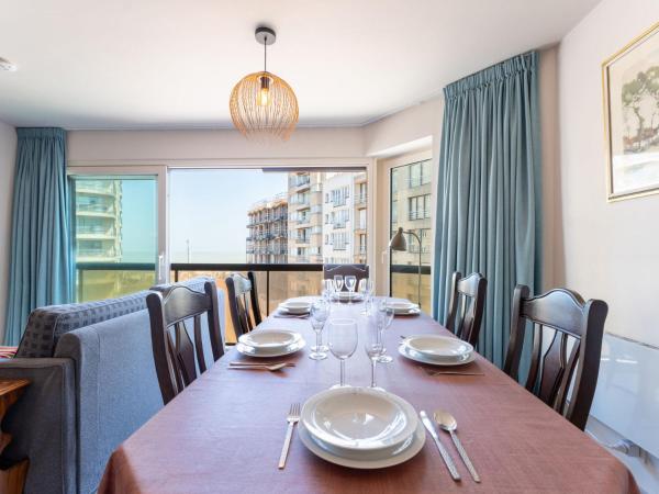 Apartment Zeewind Close To The Beach By Interhome - Blankenberge