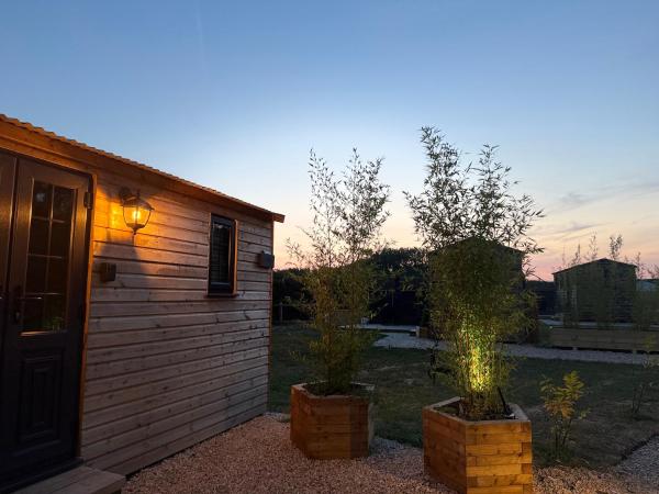 Cotswold Country Retreats - Somerford Keynes