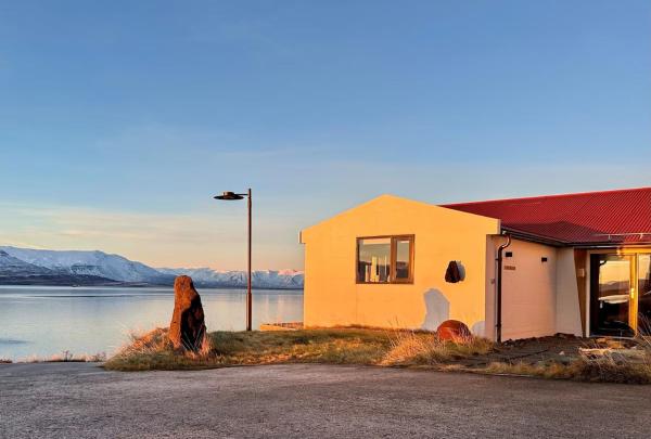 Loft House Fnjóská With Geothermal Hot Pot, Panoramic Window & Fjord View - By Nollur - Island
