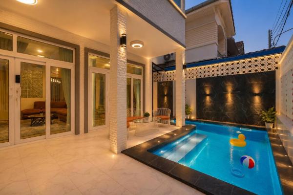 Luxury4br Pool Villawalk To Patongbeachrooftop Bbq - Patong Beach