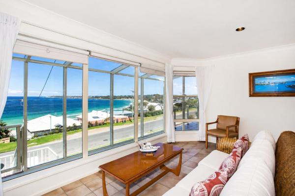 Magnificent Outlook - With Ocean Views & Rumpus Room - Australia
