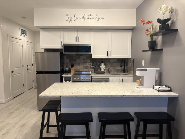 Loon Resort Condo-ac, Pool, Hot Tub And Views - Neuengland