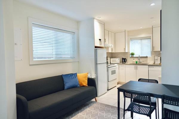 3 Beds Entire House W 1 Free Parking - Good Location - 밴쿠버