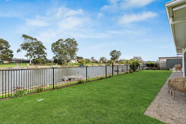 Stillwater - Tailem Bend