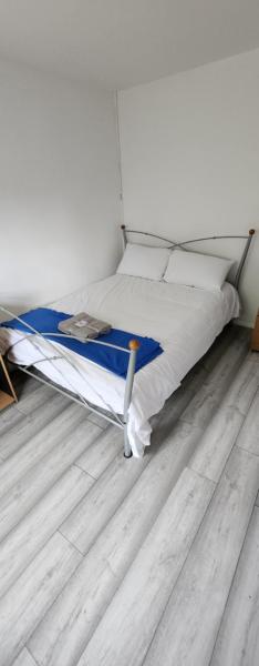 Heelands Comfy Studio - Milton Keynes