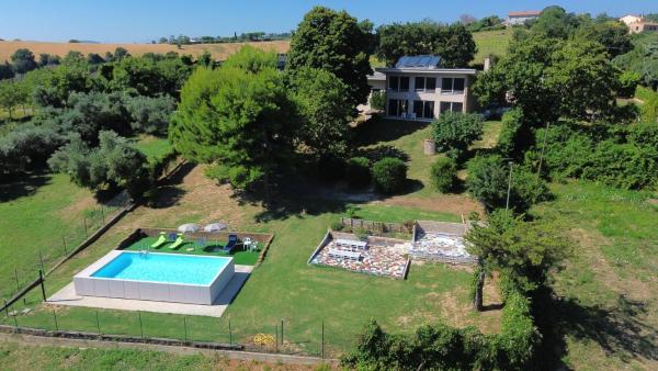 Villa Dell'arco - Sea View, Private Pool & Airco - Civitanova Marche
