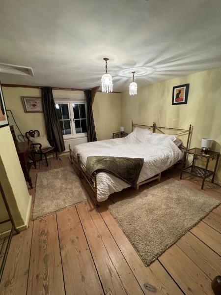 Cosy One Bedroom Cottage, Full Kitchen And Living - St Neots