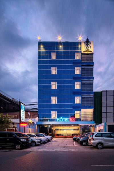 Hotel 88 Mangga Besar Raya 120 Jakarta By Wh - West Jakarta