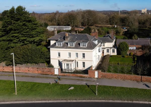 Bardon Hill Manor - Loughborough