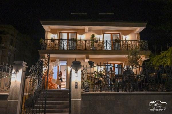 Rubin Boutique - Korçë