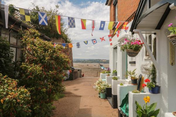 Alongside - Exmouth, UK
