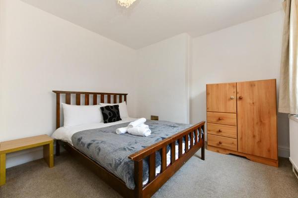 Spacious Cardiff Apartment Wifi Near City - Pass The Keys - Cardiff