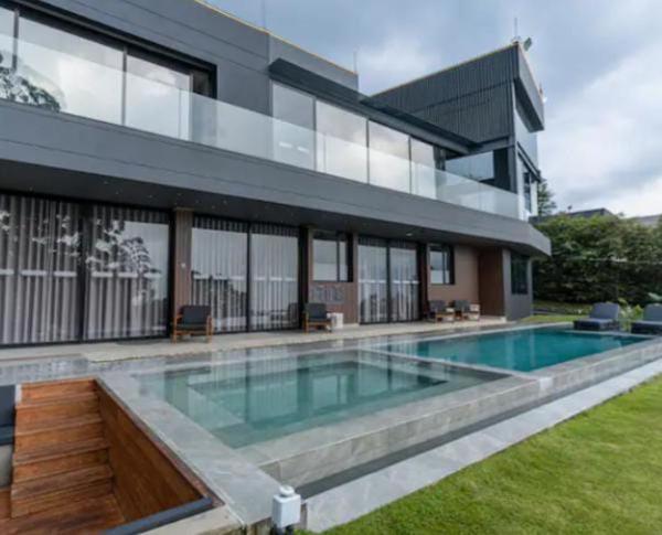Casa De 7 Habitaciones Con Piscina Y Jacuzzi Y Una Vista Increíble De Medellín - Rionegro