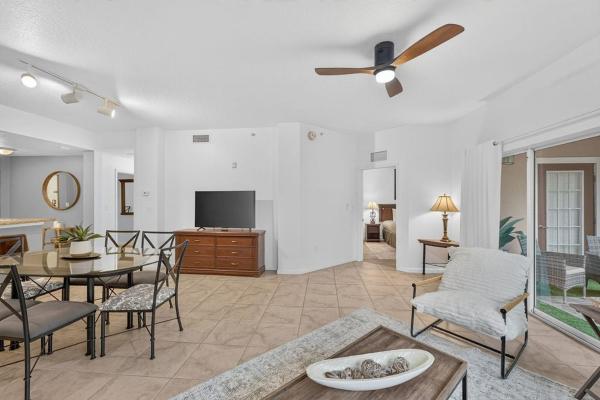 Worldquest Retreat - Ground-floor Remodeled Condo With Sunroom, Washer/dryer - Orlando, FL