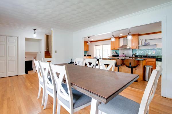 Spacious Yard & Fire Pit! 6 Mi To National Harbor - National Harbor, MD