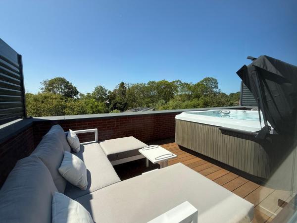 Luxury Apartments & Shared Pool - Flessingue