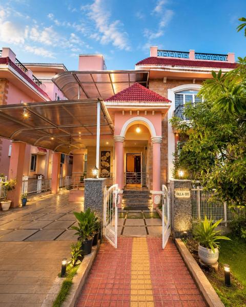 Grand 5br Villa With 5 Ensuite Baths Near Airport - Hyderabad
