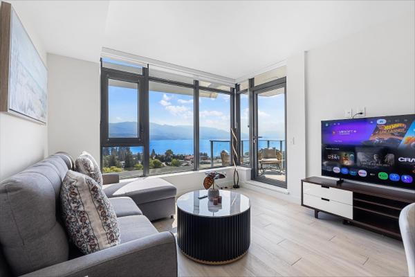 Brand New Luxury Stunning Lake Mountain Views #11 - 