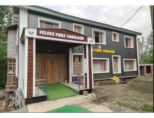 Velour Pines Pahalgam - Pahalgam