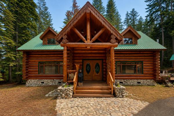Soaring Pines Lodge By Nw Comfy Cabins - Lake Chelan, WA