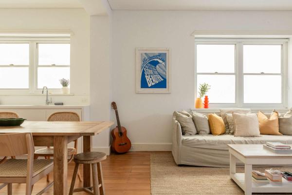 Large Two-bedroom Garden Apartment - Bondi Beach
