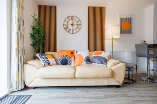 Mathew Suite Central 2br Sleeps 7 Wifi - Barry