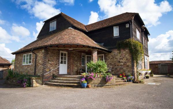 Magpies Lodge - West Sussex