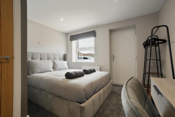 The Olive Tree - Cozy Deluxe 2-bed - Hull