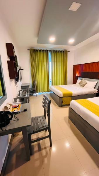 White City Lake Gregory View Nice Hotel Nuwaraeliya - Nuwara Eliya