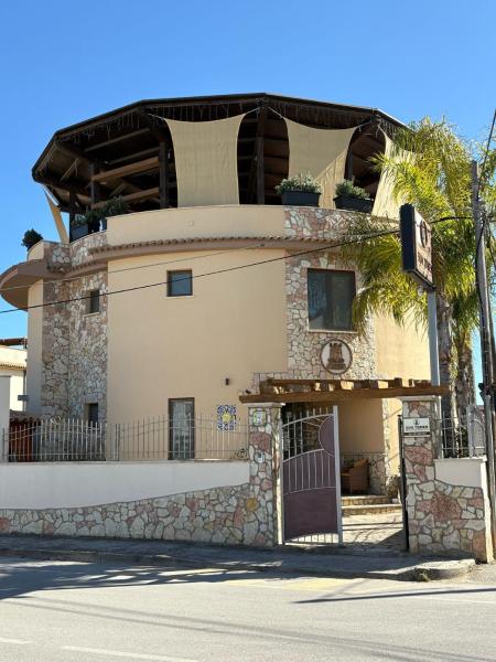 Sun Tower Beach Apartments - Sizilien