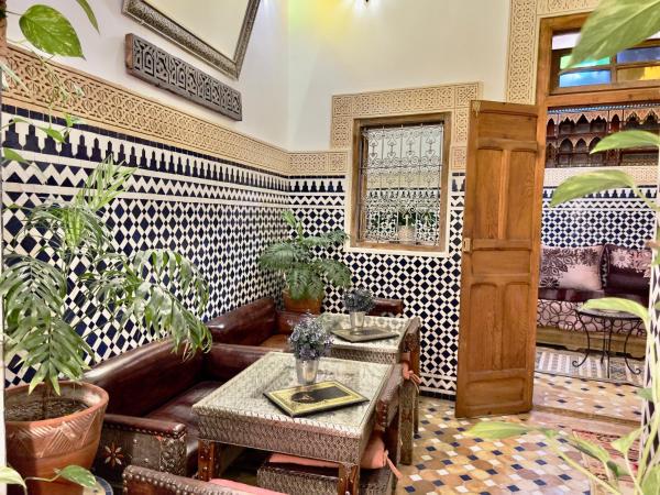 Entire Cozy Riad-fez Medina Guest House With Rooftop - Fes
