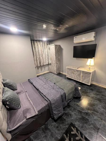Rayu Resort - Mumbai
