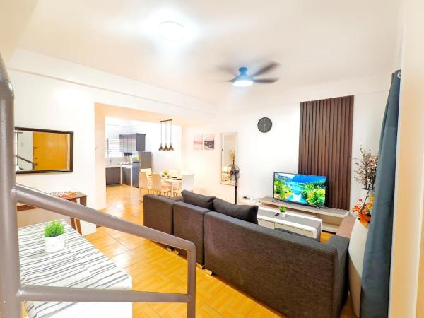 U12san Miguel Townhouse 4 Br Near It Park Free Parking 2 Cars - Lapu-Lapu City