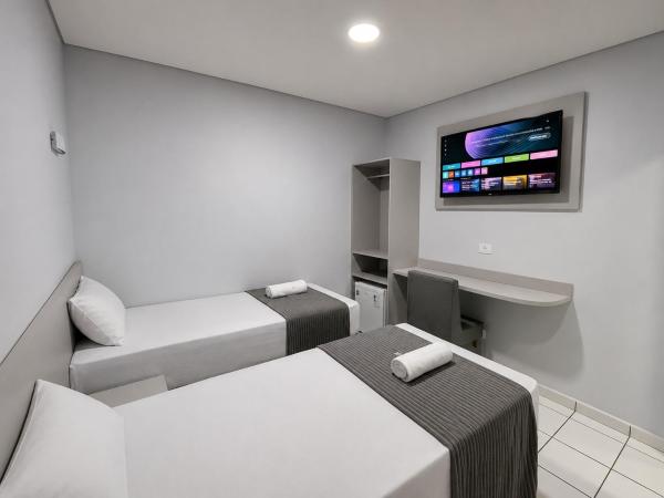 Hotel Colonial Plaza - Ao Lado Do Metrô Armênia, 5 Min Do Brás E Rua 25 De Março E 10 Min Do Expo Pavilhões Anhembi - São Paulo