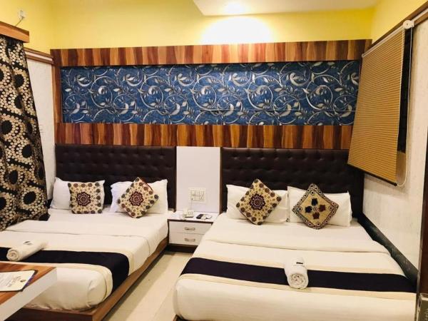 Glitz Hotel Royal Inn- Nr Sdm Law College Mg - Mangalore