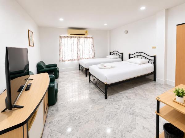 Luxury Hotel ลักเซอรี่ โฮเทล - Kanchanaburi