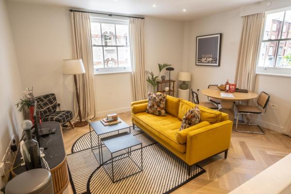 Modern, Stylish Newly Refurbished 2nd Floor Apartment In Fitzrovia - Londres