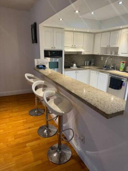 Condo In Sunny Isles Beach & Free Parking - Surfside