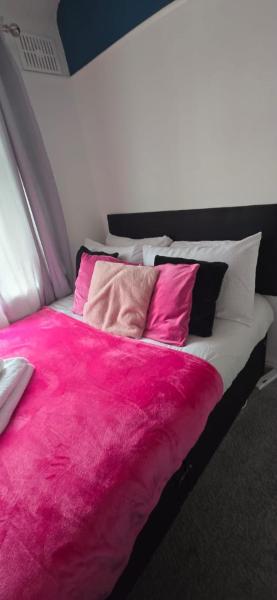 Budget Friendly 2 Br Hse, Short Drive To Pleasure Beach,sleeps 4 - Blackpool