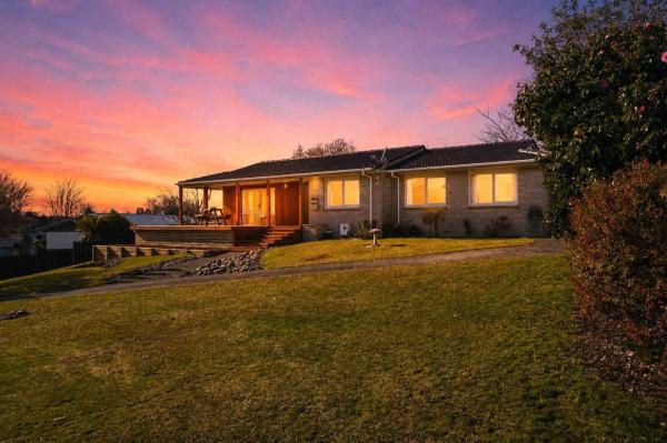 Inn Sunnybrook - Sunny 3 Bed With Great Deck - Rotorua