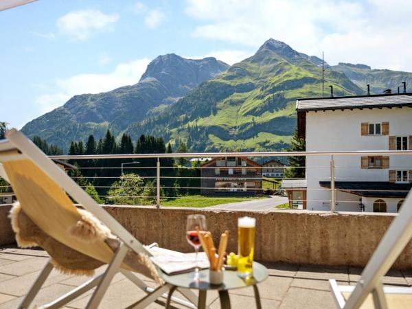 Carolines Appartement Warth - Bergblick, Terrasse, 2 Min Fußweg Bis Skilift & Tiefgarage - Ideal Für Familien Und Naturverbundene Paare - Lech