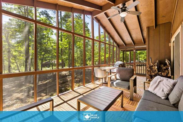 Cozy Cottage W Enclosed Porch Fireplace & Grill - West Virginia